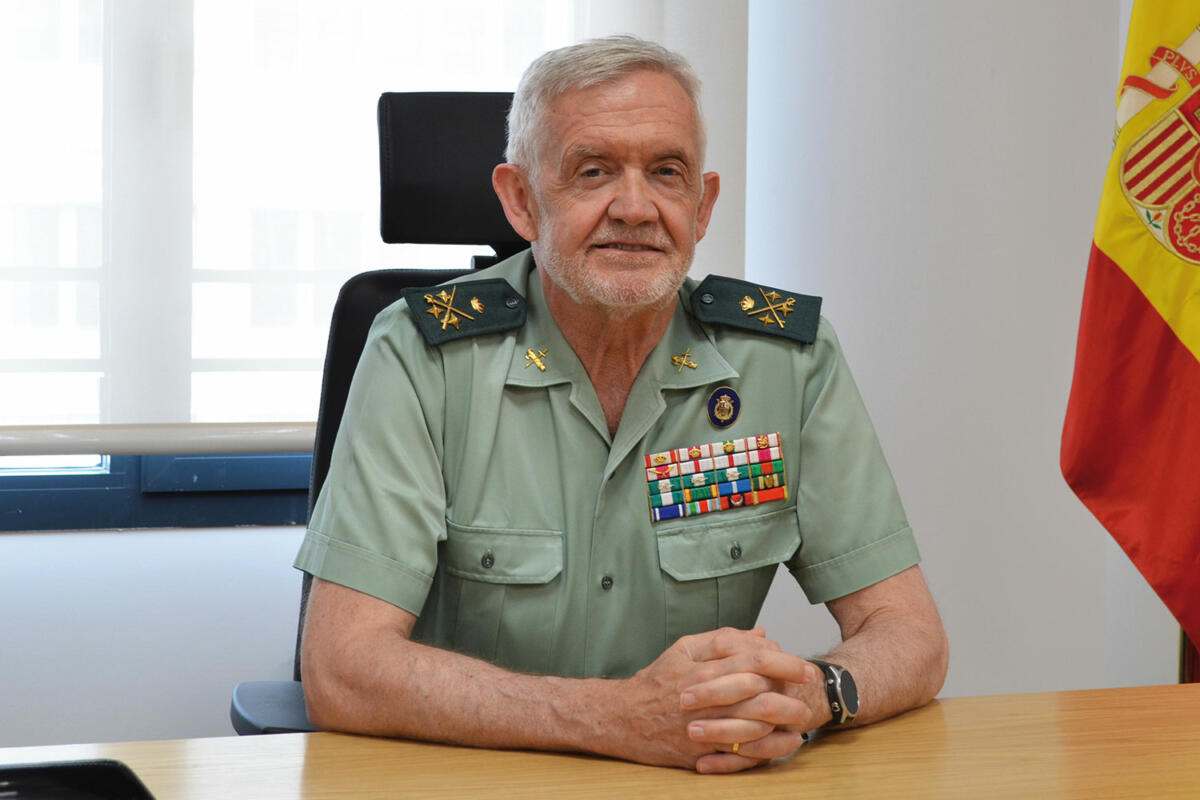 Entrevista al Tte. General Manuel Llamas, DAO de la Guardia Civil